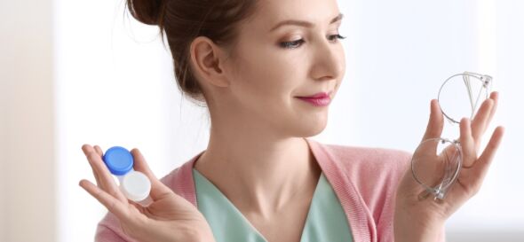 Occhiali da lettura o lenti a contatto? - Lesebrille.de